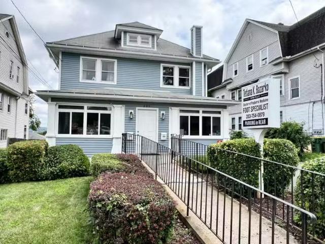 389 HIGHLAND AVE, WATERBURY, CT 06708 Multi Family For Sale M.