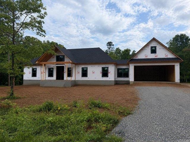 389 Lynch Dr, Clinton, AR 72031