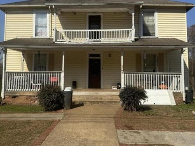 389 Market St NE, Charleston, TN 37310