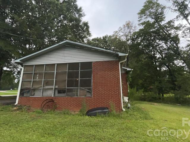 389 Midway Lake Road