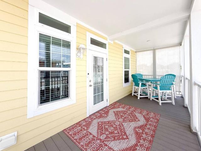 389 NE Sand Dune Way, Jensen Beach, FL 34957 | MLS #R11130
