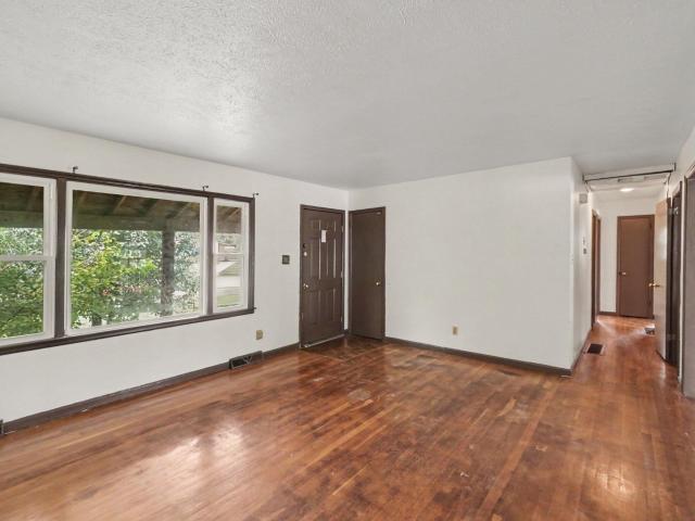 389 Spring Station Court