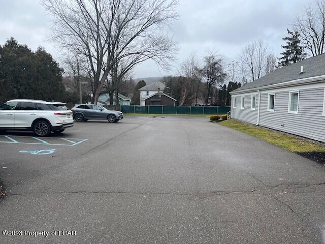 389 Wyoming Avenue