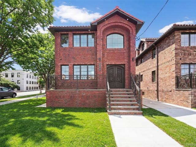 38 40 th Street