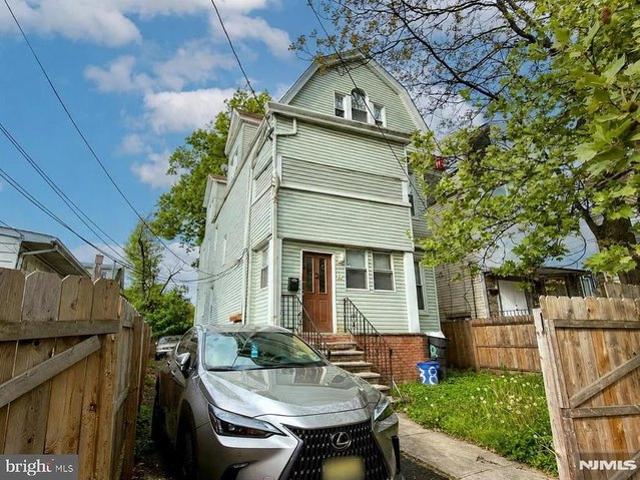38 40 Eckert, Newark, NJ 07112