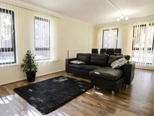 38 48 Dalloway Close, Park Central, B5 7RD, United Kingdom | 2 bed house for rent #167253317 | Rentberry