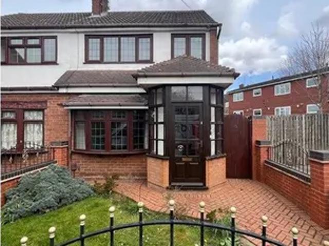 38 54 Railway Street, West Bromwich, B70 9LG, United Kingdom | 3 bed townhouse for rent #118056711 | Rentberry