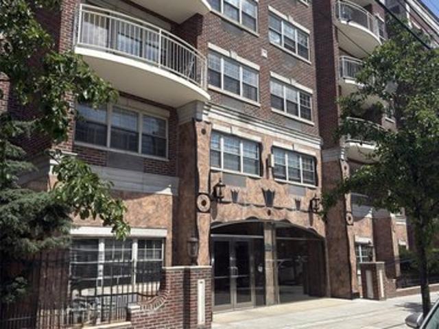 38 11 th St Unit 3H, Corona, NY 11368