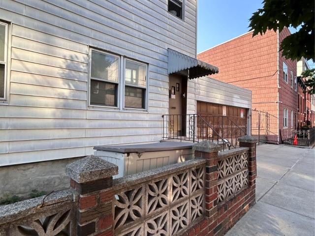 38 12 28th Street