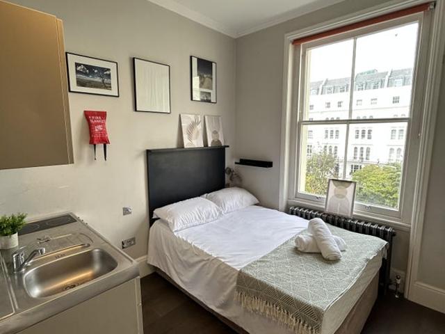 38 12 Leinster Square, W2