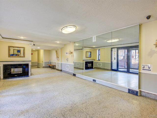 38 15 th Street 1S