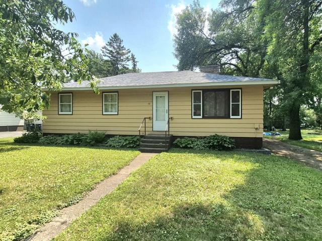 38 1st St N, Waite Park, MN 56387