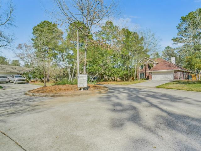 38 Tallow Hill Pl, Spring, TX 77382 | MLS #35943 | Compass