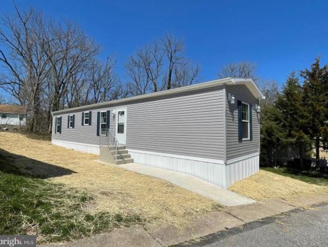 38 Terrace Dr Phoenixville, PA 19460 in Phoenixville, Pennsylvania