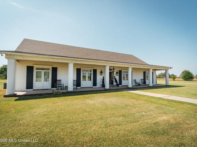 38 Tiser Dr, Cleveland, MS 38732