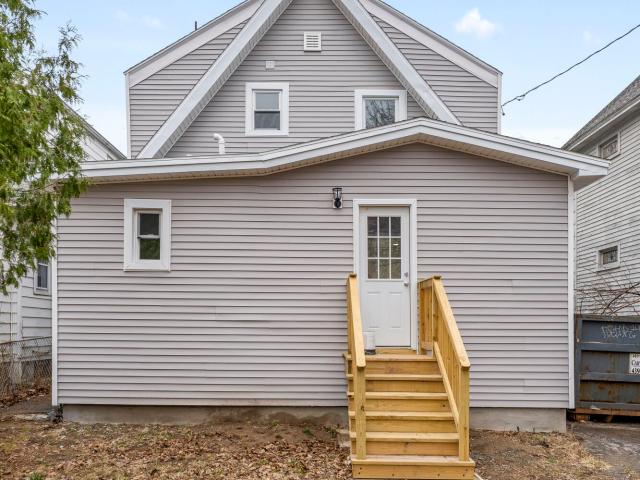 38 W Erie Street
