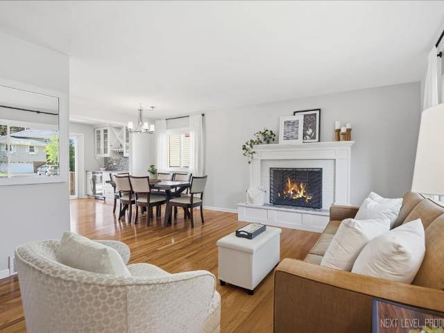 38 W Rand Road