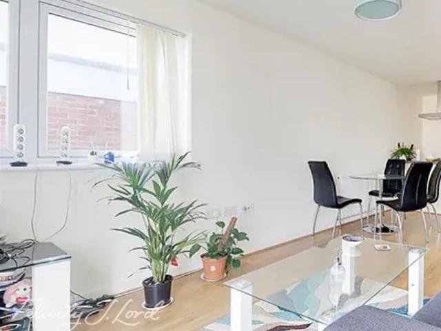 38 Wager Street, London, E3 4GY, United Kingdom | 1 bed apartment for rent #140800989 | Rentberry