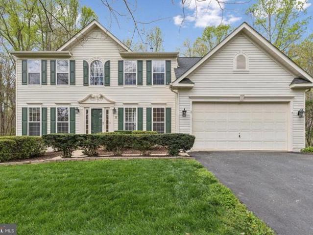 38 Walt Whitman Blvd, Stafford, VA 22556