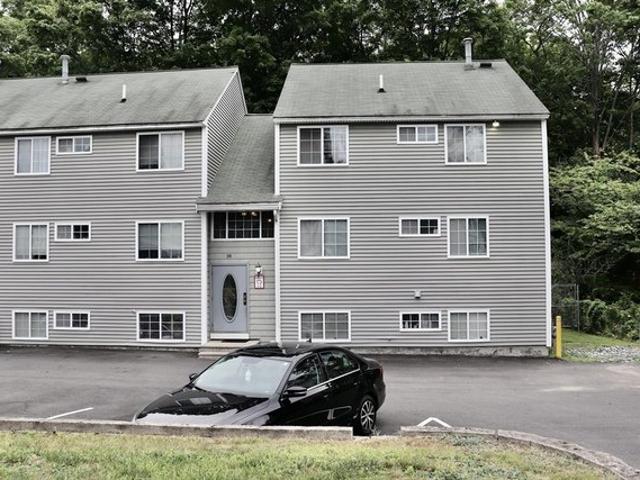 38 Walker St Apt 12, Lowell, MA 01854