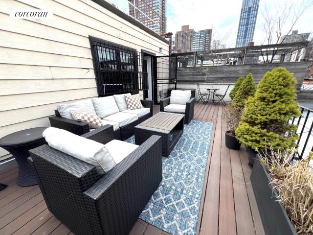 38 West 69th Street, New York, NY