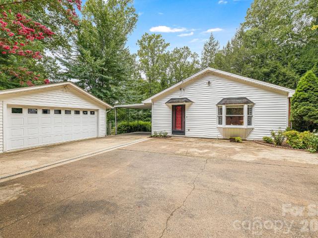38 Westridge Drive