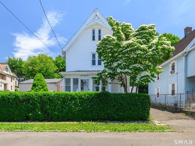 38 White St, Bridgeport, CT 06610