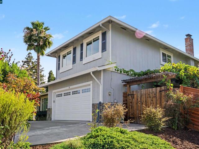 38 Wildwood Ct