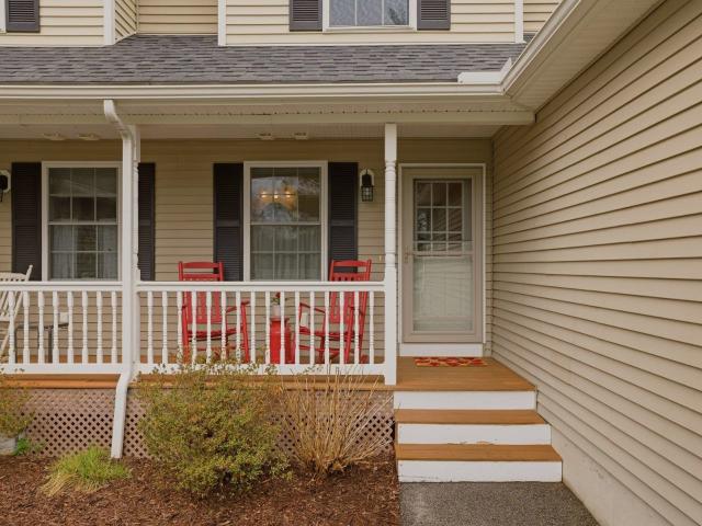 38 Willowbrook Avenue