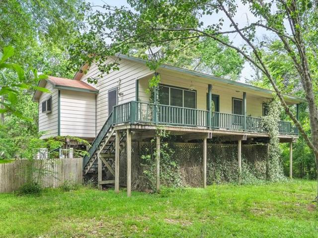 38 Woodbranch Dr, New Caney, TX 77357