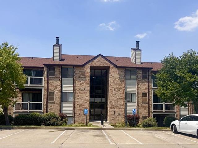 38 Woodland Hills Dr, Southgate, KY 41071