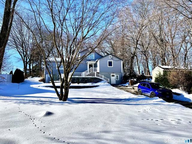 38 Woods End Rd, Stamford, CT 06905