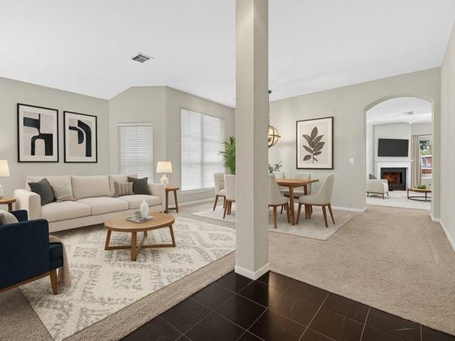 38 Wrens Song Pl, The Woodlands, TX 77382