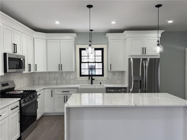 38 Ashburne St, Pawtucket, RI 02861 | MLS #1405