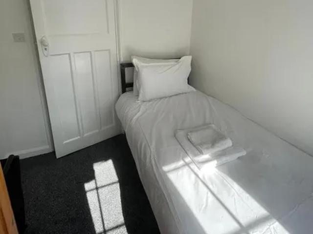 38 Avalon Road, London, W13 0BN, United Kingdom | Room for rent #123818434 | Rentberry