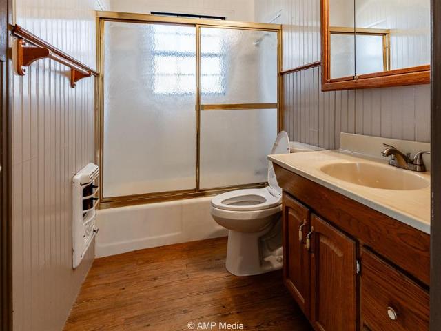 38 Avenue G