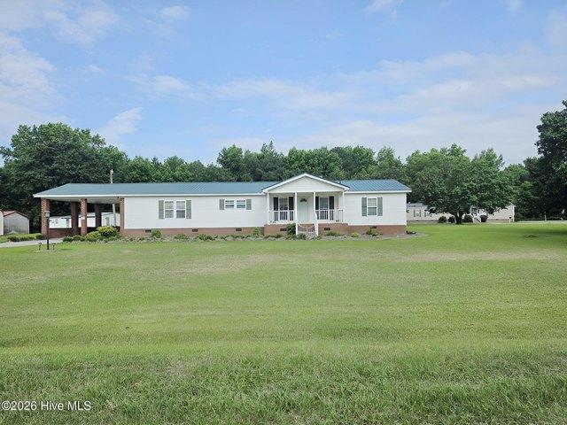 38 Banks Rd, Snow Hill, NC 28580