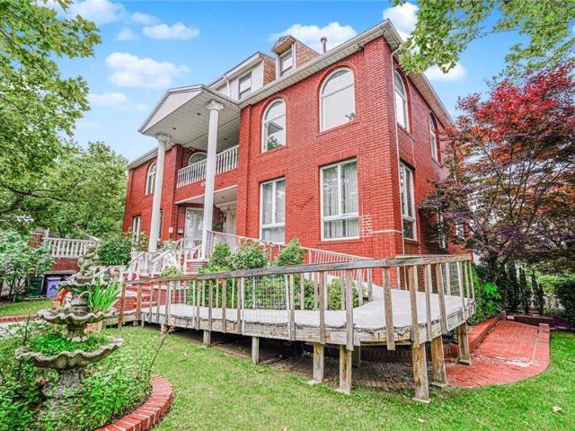 38 Bassett Avenue