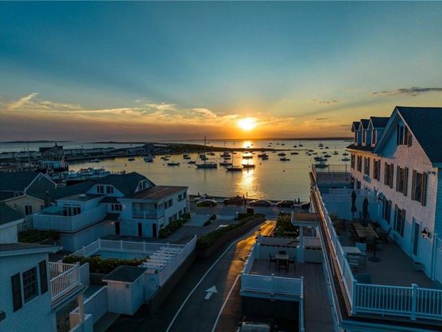38 Bay St Unit W301, Westerly, RI 02891