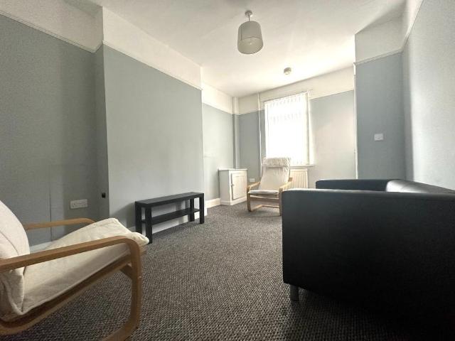 38 Benburb Street, Belfast BT12 6JG