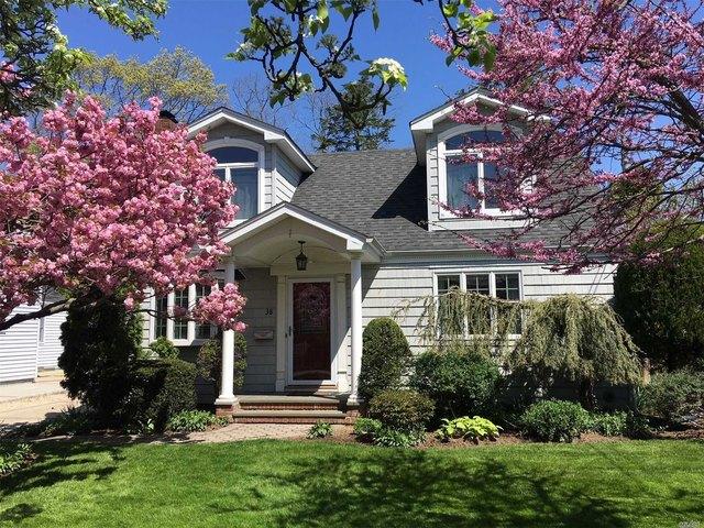 38 Bedell Pl, Amityville, NY 11701