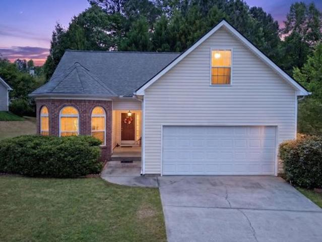 38 Bedford Park Dr, Newnan, GA 30263