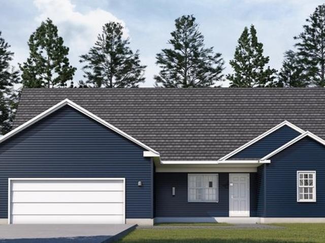 38 Black Bear Path, Corinth, NY 12822