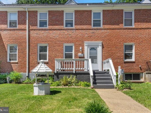 38 Briarwood Rd, Catonsville, MD 21228