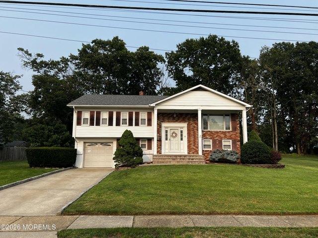 38 Brunswick Dr, Howell, NJ 07731
