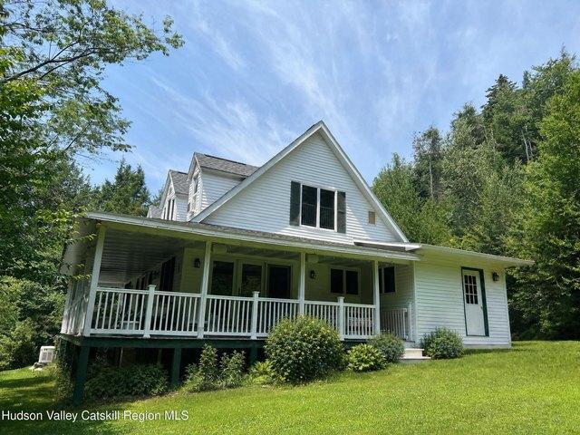 38 Byrne Rd, Elka Park, NY 12427