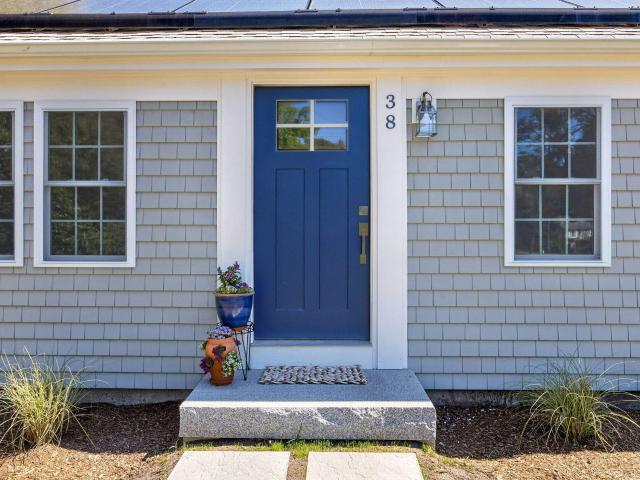 38 Captain Small Road