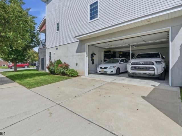 38 Center St