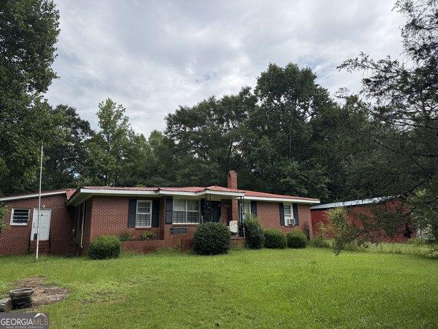 38 Cedarcrest Rd, Lagrange, GA 30240