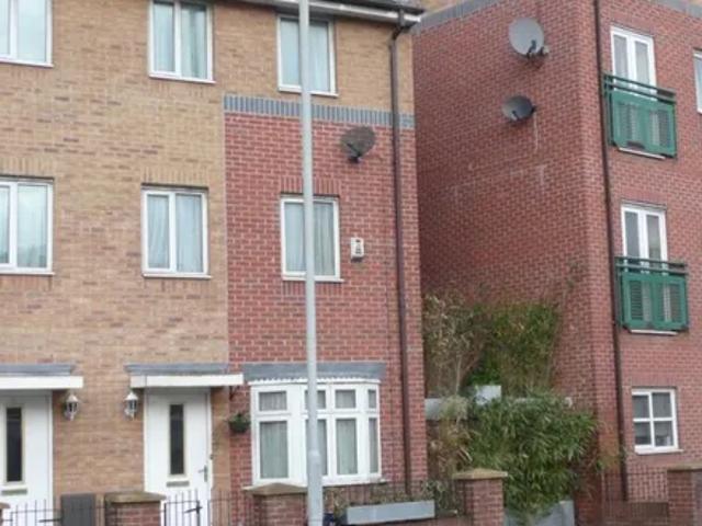 38 Chorlton Road, Manchester, M15 4AU, United Kingdom | 4 bed townhouse for rent #28905966 | Rentberry